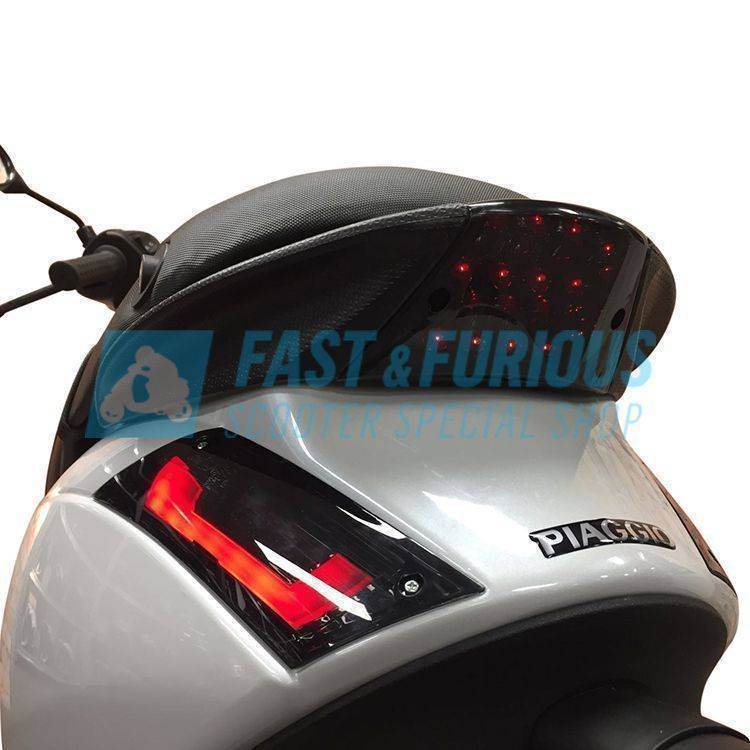 Piaggio Zip SP custom glans wit Special LED edition kopen?